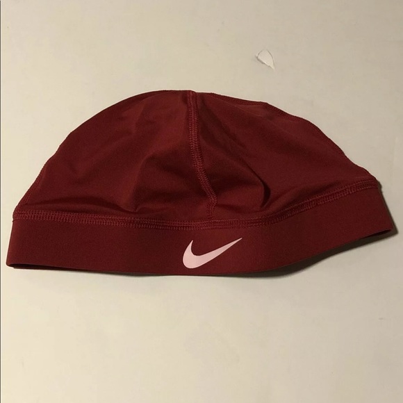 Nike | Accessories | New Nike Pro Combat Color Red Skull Head Cap Hat ...